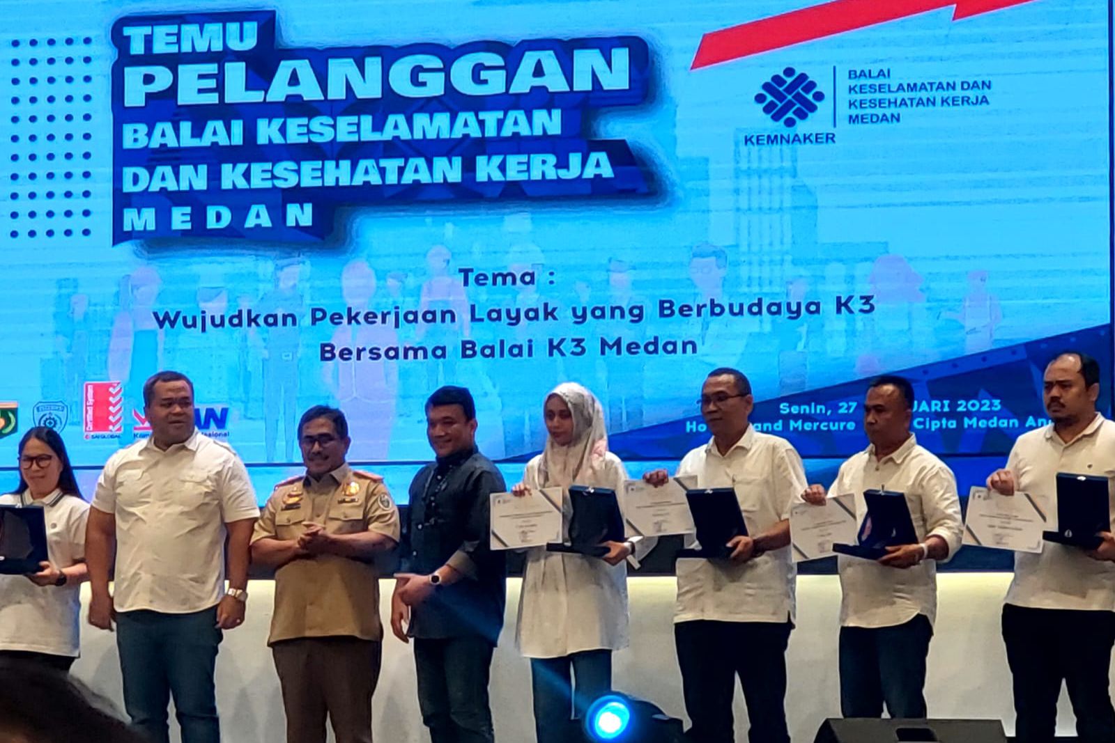 PT Mifa Raih Penghargaan Dari Balai K3 Medan Tahun 2023 - PT MIFA ...